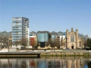 Riverview Apartments (Scotland, City of Glasgow, Glasgow, Maxwell Street), otel  Glasgow'dan