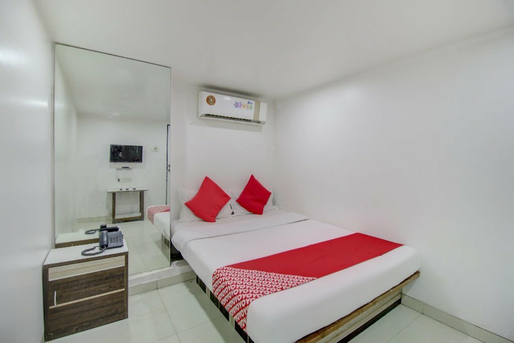 Otel Oyo 75262 Hotel Blue Light, Mumbai, foto
