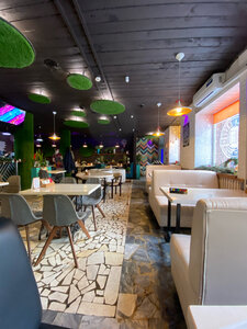Fresh Cafe (Mirnaya ulitsa No:2, Kursk), kafe  Kursk'tan