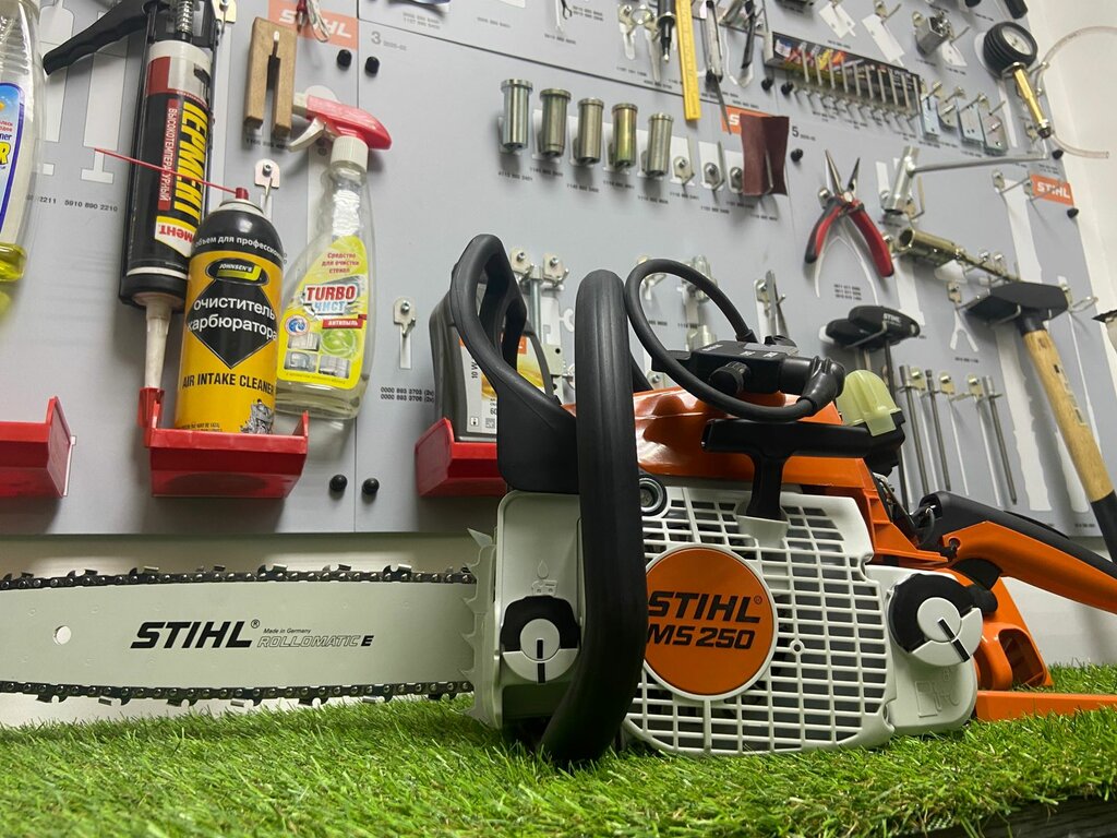 Bahçe ekipmanları tamiri Repair and service, Novosibirsk, foto