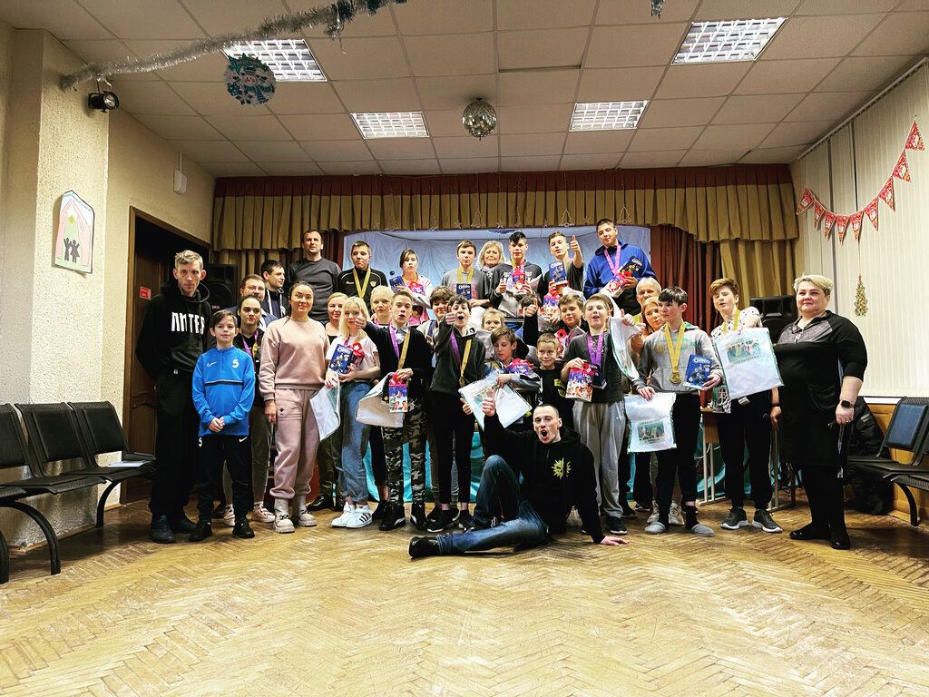 Yatılı okul Школа-интернат, Novgorodskaya oblastı, foto