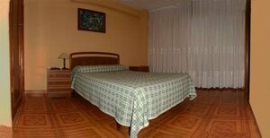 Hostal Baviera (Cantabria, Lugar Barrio Villanueva, 15), otel  Kantabria'dan