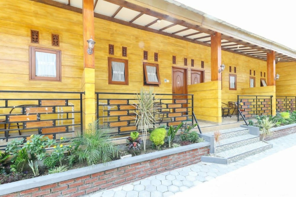 Otel Diksa Home Stay Dan Transport, , foto