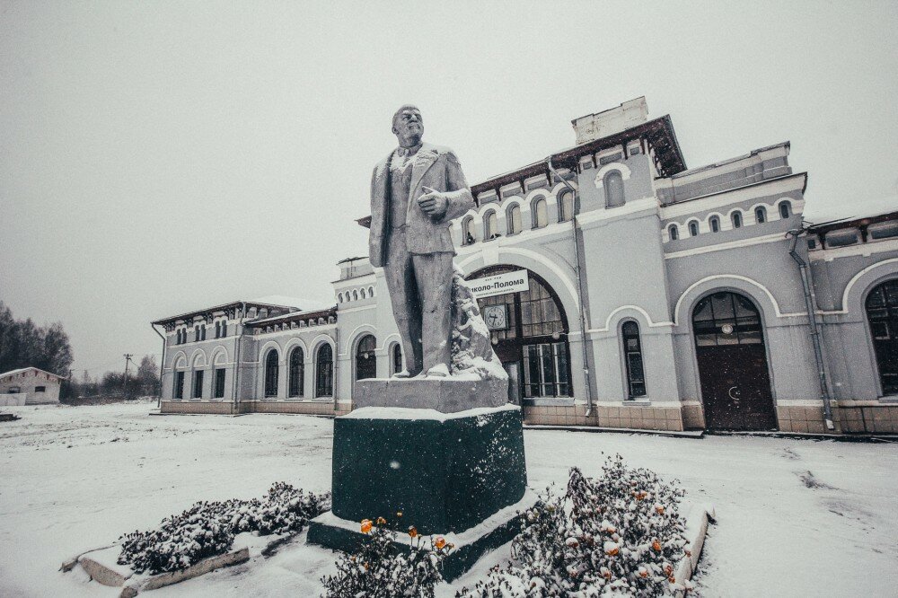 Anıt, heykel В.И. Ленин, Kostromskaya oblastı, foto