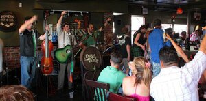 Shenanigans Irish Pub & Grille (United States, Long Beach, 423 Shoreline Village Drive A), bar  Long Beach'ten