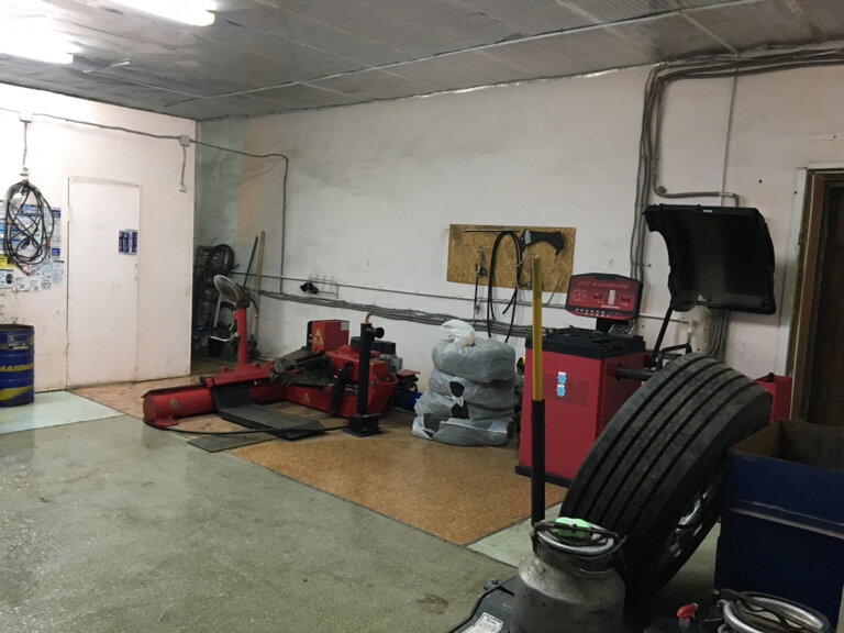 Oto lastik tamiri Шиномонтаж, Tümen (Tiumenskaya) oblastı, foto