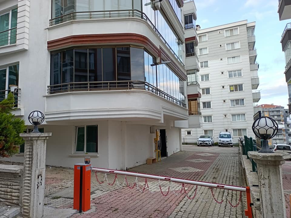 Cam balkon hizmetleri Erişkin Yapı, Samsun, foto