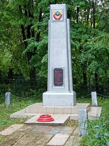 Обелиск павшим в боях за Родину (Republic of Bashkortostan, Davlekanovskiy rayon, selo Rassvet, Klubnaya ulitsa), anıt, heykel  Başkurdistan'dan