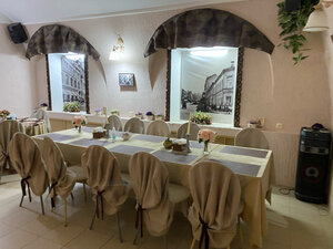 Tractir (Sovetskaya ulitsa No:48, Aleksandrov), kafe  Aleksandrov'dan