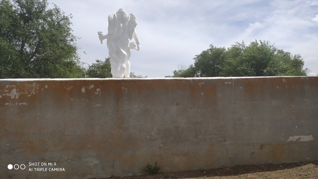 Anıt, heykel Землякам, павшим в годы Великой Отечественной войны, Volgogradskaya oblastı, foto