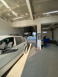 Bms Garage (улица Хрусталёва No:78), otomobil servisi  Sevastopol'dan
