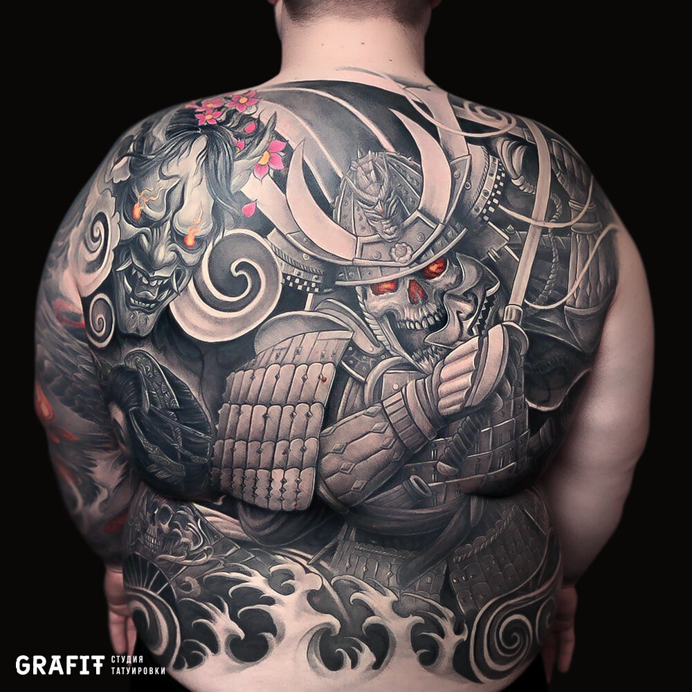 Dövmeciler GrafitTattoo, Moskova, foto