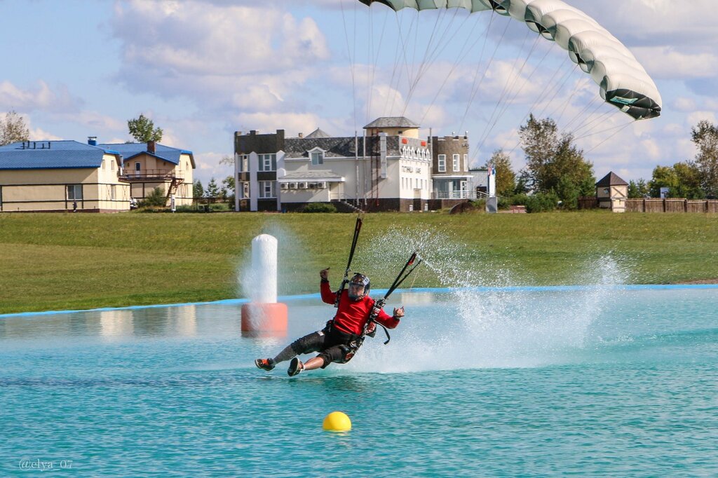 Uçuş kulüpleri Parashute Club, Saint‑Petersburg ve Leningradskaya oblastı, foto