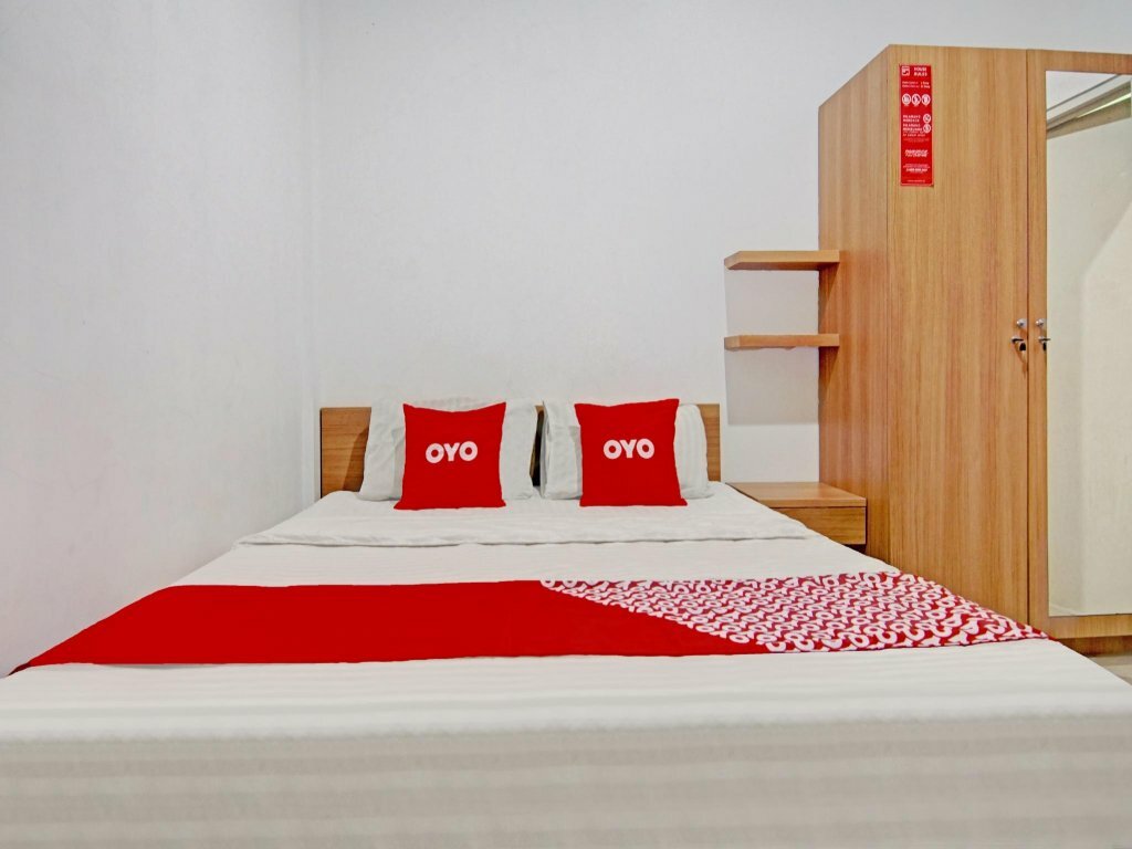Otel Oyo 90432 Family Residence, Cakarta, foto