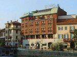Croce Bianca (Piedmont, Provincia del Verbano-Cusio-Ossola, Omegna, Via Mazzini, 12), otel  Piyemonte'den