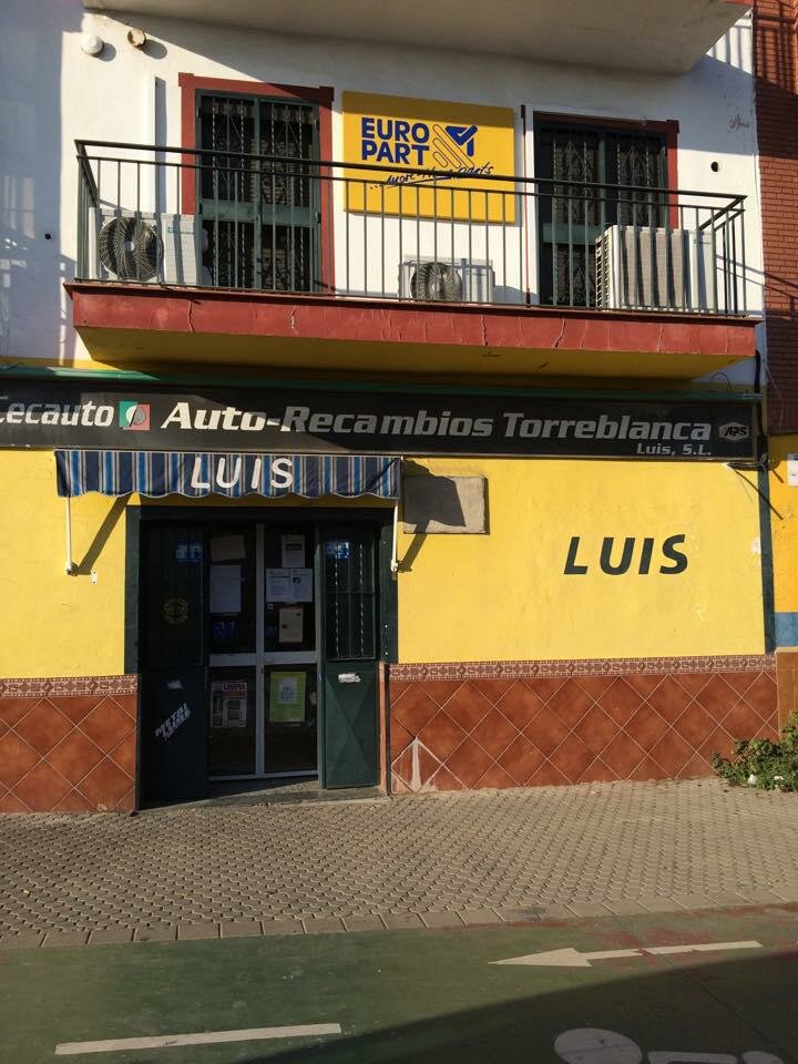 Kamyon ve ağır vasıta satış ve servis firmaları Autorecambios Torreblanca Luis, Sevilla, foto