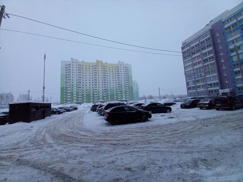 Otoparklar Парковка, Kirov, foto
