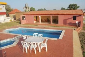 Iman's Hôtel (A3), otel  Dabou'dan