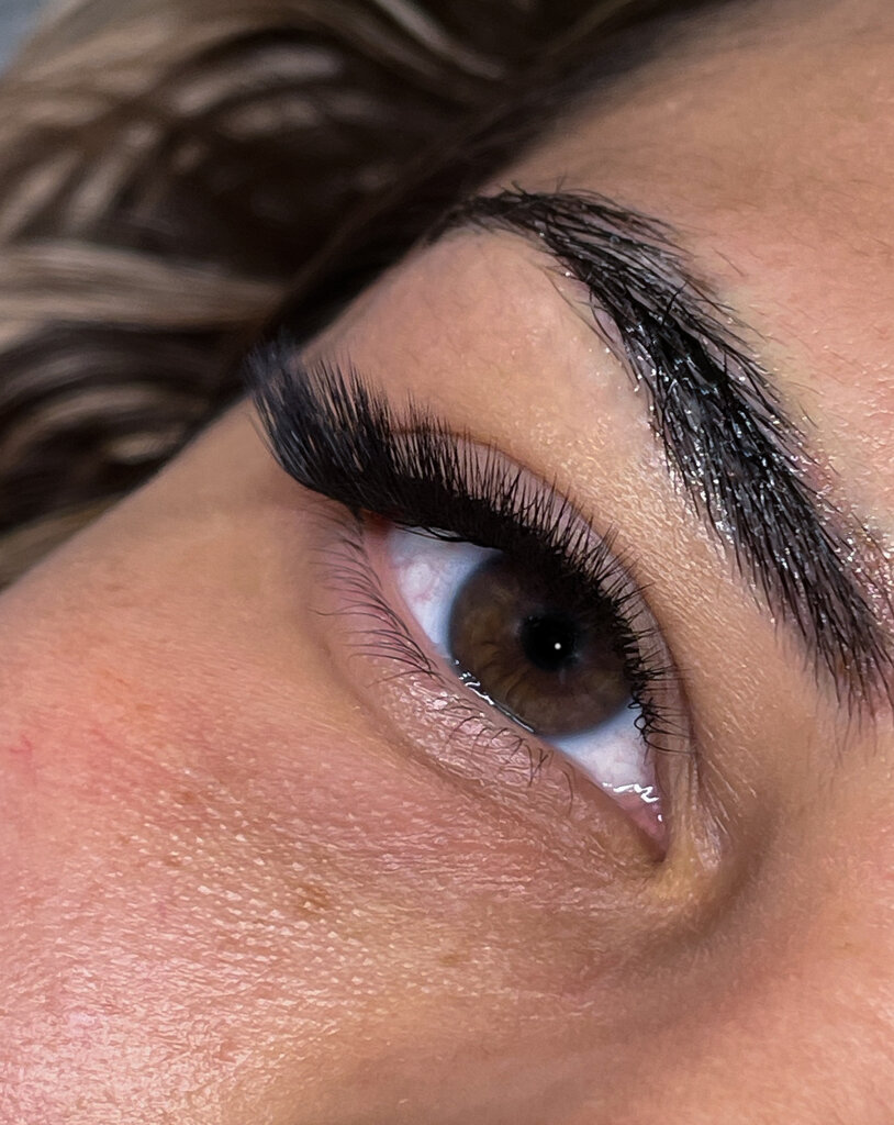Kaş ve kirpik salonu Like_Lash_MSK, Moskova, foto