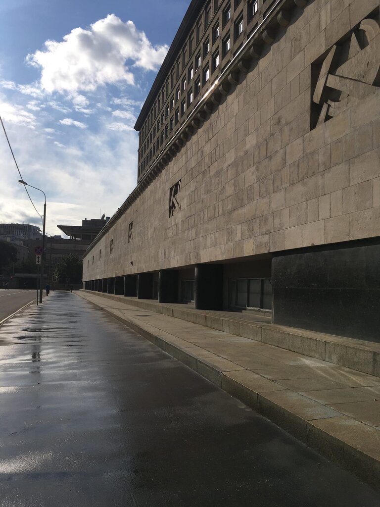 Anıt levhası, anıt taş К.К. Рокоссовскому, Moskova, foto