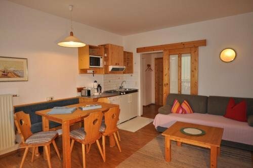 Otel Ferienwohnungen Knaller-Mod, Karintiya, foto