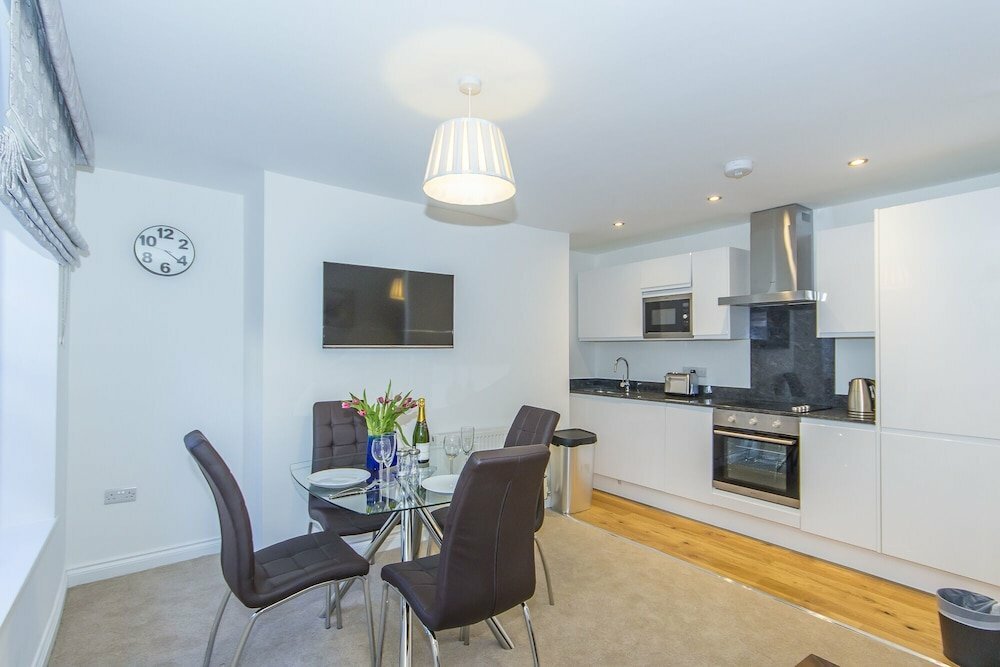 Otel 1 Bed - Below Deck by Pureserviced, Plymouth, foto