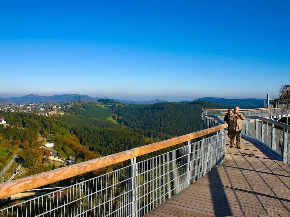 Otel Spacious Apartment With Sauna and two Balconies in Winterberg, Kuzey Ren‑Vestfalya, foto