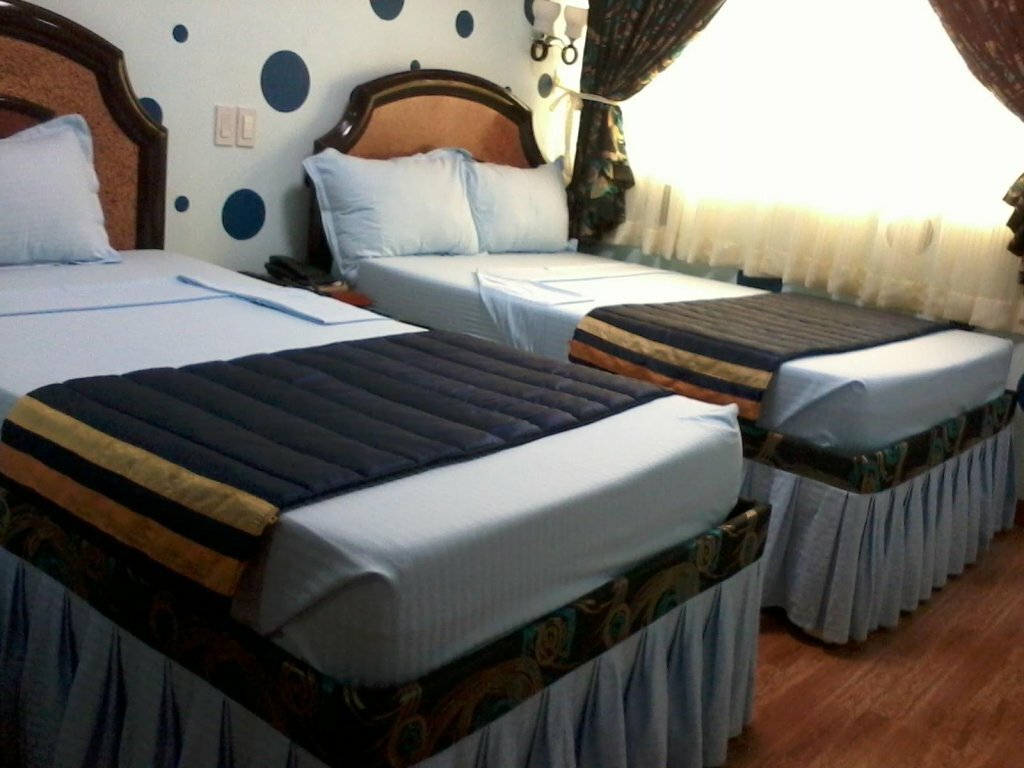 Otel C & L Suites Inn, Dumaguete, foto