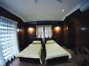 Wood Valley Lodge (Lot 122, Kampung Hutan Lembah Off Jalan Mata Ayer, Perlis, Arau, Perlis, Malaysia, 02500), otel