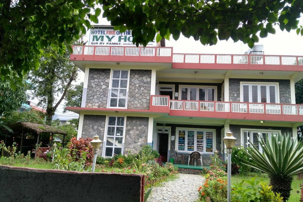 Otel Hotel Fire On The Mountain, Pokhara, foto
