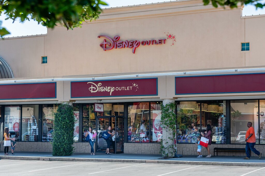 Alışveriş merkezleri Silver Sands Premium Outlets, Florida Eyaleti, foto