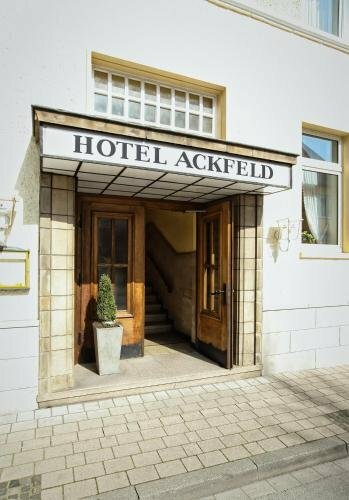 Otel Ackfeld Hotel-Restaurant, Buren, foto
