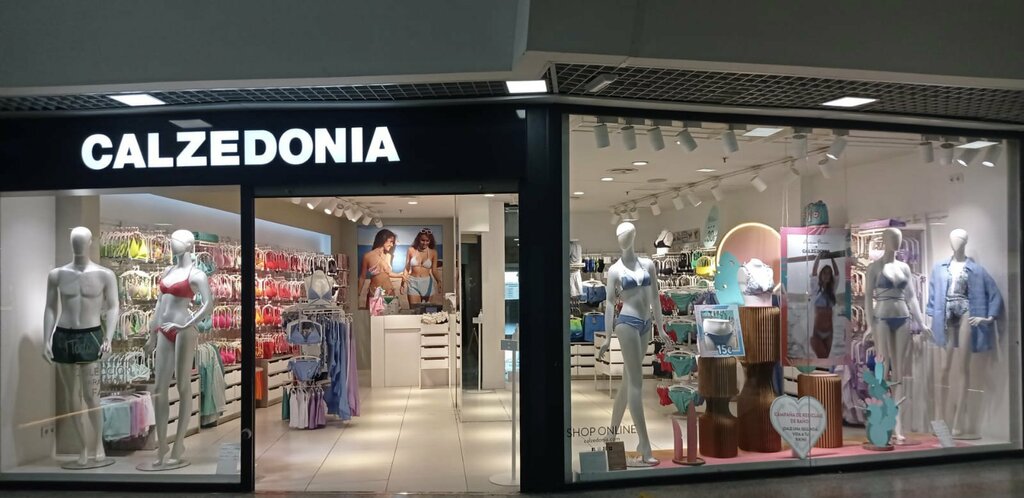 Giyim mağazası Calzedonia, Córdoba, foto