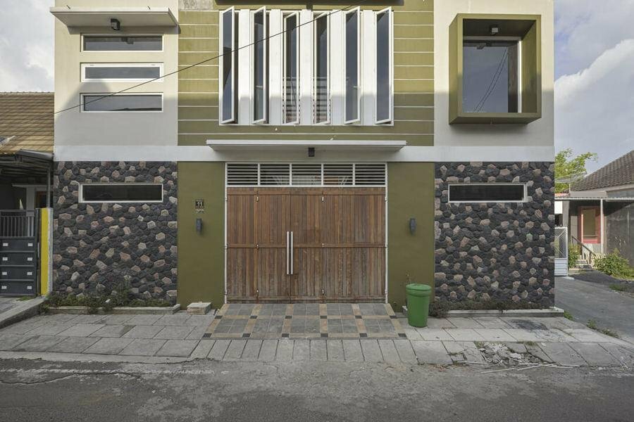 Otel RedDoorz Syariah @ Tatasurya Guesthouse Malang, Malang, foto