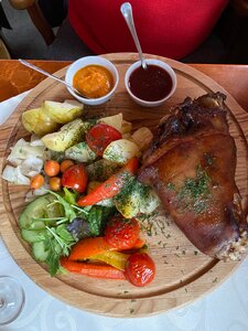Kvasnaya Izba (Pushkarskaya ulitsa No:51, Suzdal), kafe  Suzdal'dan