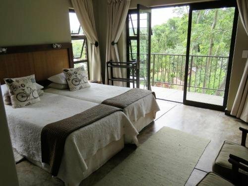 Otel Lost Trail Bed and Breakfast, Mbombela, foto