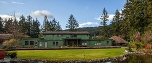 Bethlehem Centre (British Columbia, Vancouver Island), otel  Britanya Kolumbiyası'ndan