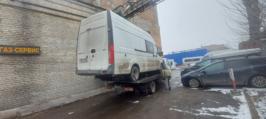 Çekici hizmeti St. Petersburg tow truck, Saint‑Petersburg, foto