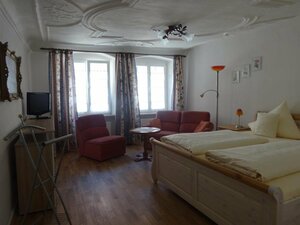 Andreasstuben (Bavaria, Weißenburg-Gunzenhausen, Weißenburg i. Bay., Rosenstraße, 18), otel  Weissenburg'dan