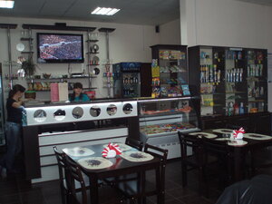 Кафе (Sovetskaya ulitsa No:3, rabochiy posyolok Kaduy), kafe  Vologodskaya oblastından