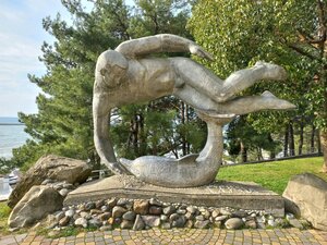 Swimmer & Dolphin (Krasnodar Territory, Sochi, Tsentralniy Microdistrict), park, sokak heykeli  Soçi'den