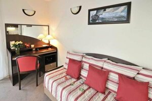Appart'City Classic Arlon - Porte du Luxembourg (Rue Zénobe Gramme No:17), otel  Arlon'dan