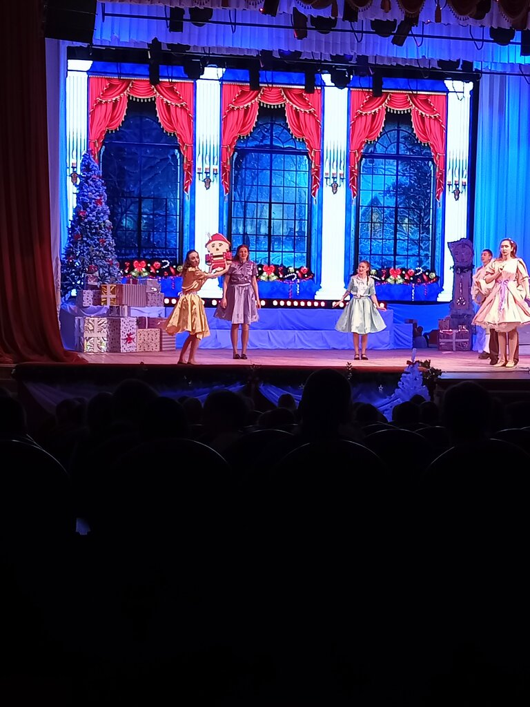 Konser salonları Концертный зал Бгиик, Belgorod, foto
