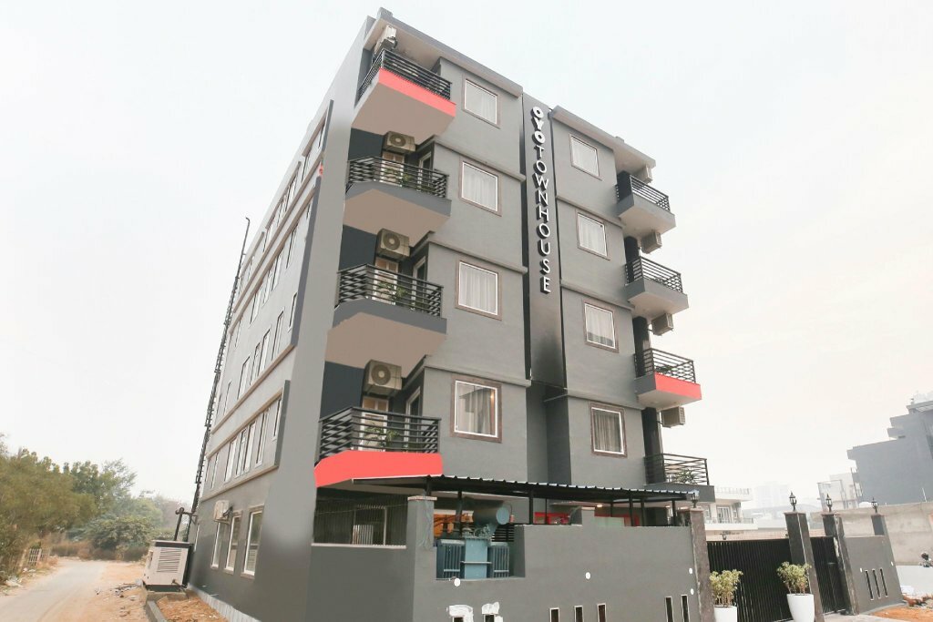 Otel Oyo 78628 Townhouse 136 Sector 46 Vikas Marg, , foto