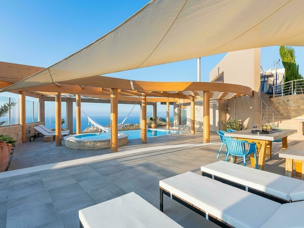 Otel Luxury Villa With Heated Pool in Agia Pelagia, Girit, foto