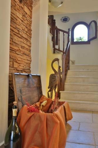 Otel Archontiko, Dünya, foto