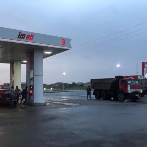 Benzin istasyonu Im Oil, Celilabad Rayonu, foto