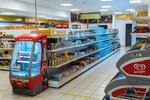 Магазин на 435 км (Omsk Region, Krutinskoye gorodskoye poseleniye), market  Omskaya oblastından