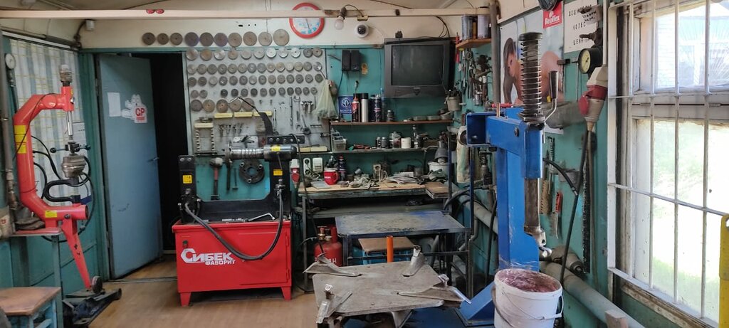 Oto lastik tamiri Tire fitting and repair, Saratov, foto