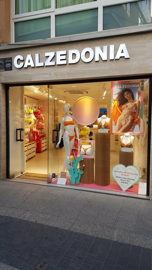 Giyim mağazası Calzedonia, Lloret De Mar, foto